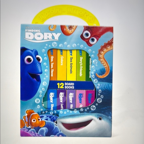 Disney Pixar | Other | Nwt Disneypixar Finding Dory 2 Board Book Set ...